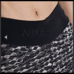 Nike | Pants & Jumpsuits | Nwt Nike Womens Pro Hyperwarm Tights | Poshmark